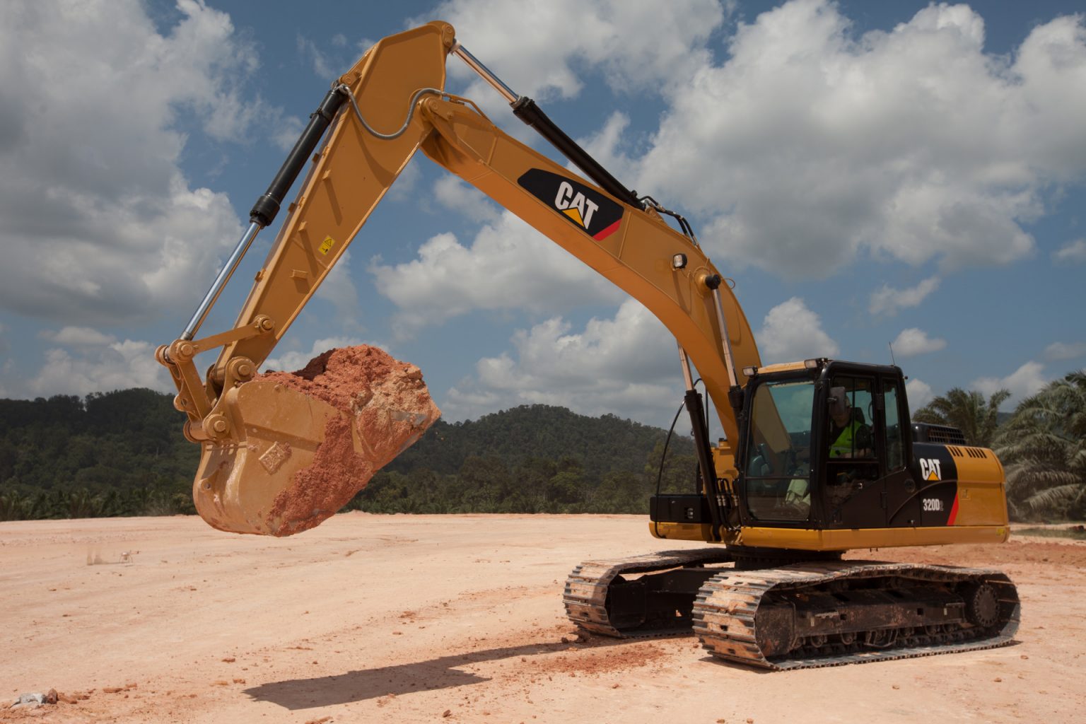 Zahid Tractor Brings Premium Cat Excavator To Saudi Arabia – Zahid Group