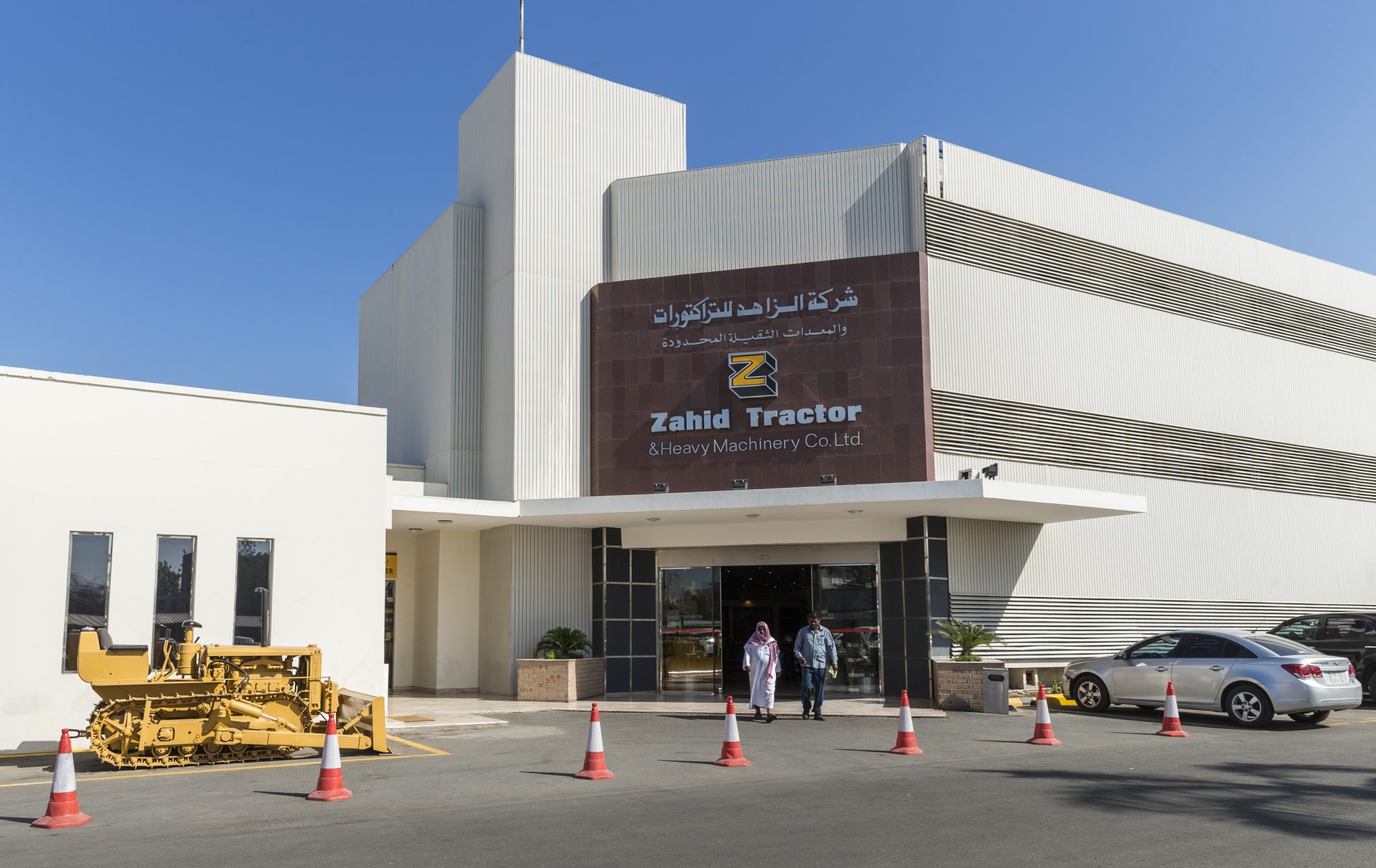 Zahid Tractor Recognized As Largest Counterbalance Dealer for Cat Lift Trucks Worldwide – Zahid ...